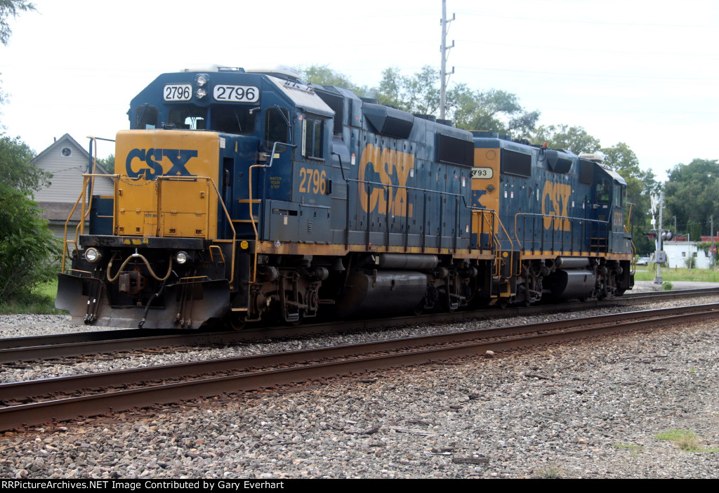 CSX GP38-2 #2793 & 2796